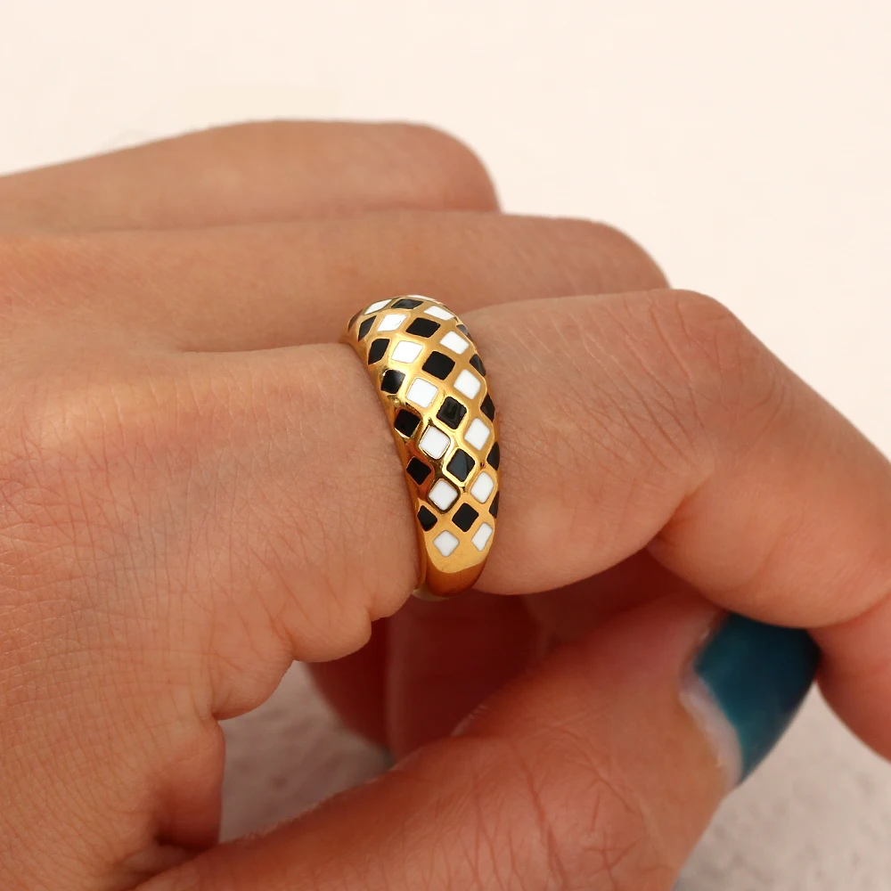 Checker Ring – Lumi Sun